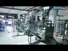 Commerciële volledig automatische VFFS-verpakkingsmachine 10-90 zakken per minuut voor chocoladeverwerkingsfabriek