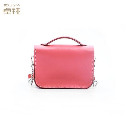 Cina Corpo inter- delle donne dell'unità di elaborazione di cinghia di cuoio del fermaglio della falda casuale quadrata rosa della borsa a tracolla in vendita