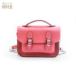 Cina Corpo inter- delle donne dell'unità di elaborazione di cinghia di cuoio del fermaglio della falda casuale quadrata rosa della borsa a tracolla in vendita