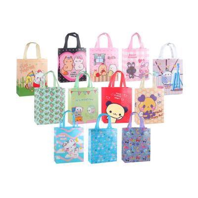 China Recycling Non Woven Fabric Bag Making Machine, Fully Automatic Ultrasonic Nonwoven Bag Making Machine for sale