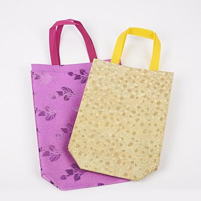 China Custom Logo Printed Recycle Grocery Tote Fabric PP Nonwoven Non Woven Shopping Bag for sale