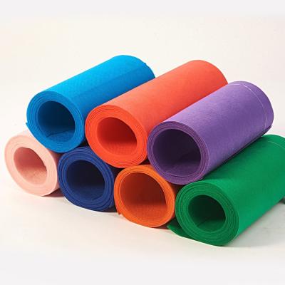 China Cheap Price Colorful PP Spunbond Nonwoven Fabric for sale