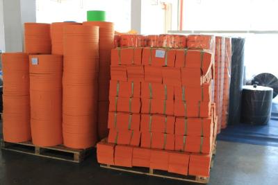 China Factory Wholesale Non Woven Fabric Rolls S Ss Nonwoven Fabric for sale