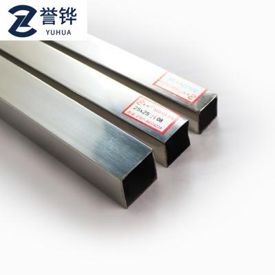 Cina Gli accessori decorativi del corrimano di acciaio inossidabile di SUS304 SUS904L convogliano 1M ASTM in vendita