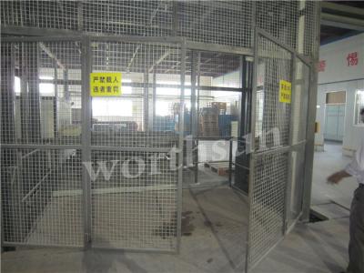 China 3000kg Vertical guide rail hydraulic cargo lift platform 2 years Warranty for sale