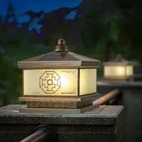 Cina le luci solari del giardino di efficienza del prato inglese dell'ananas solare leggero delle lampade impermeabilizzano con la cosa repellente della zanzara 3 anni di garanzia in vendita