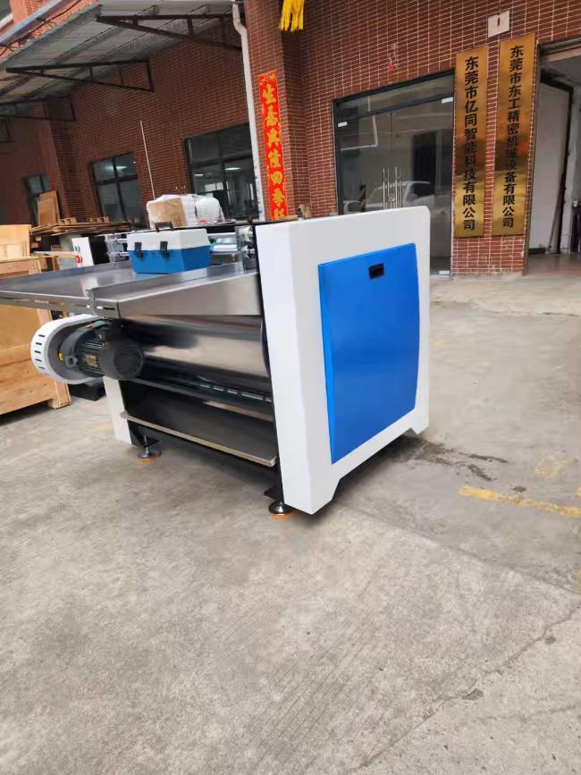 DG960MG Manual V Grooving Machine operation view