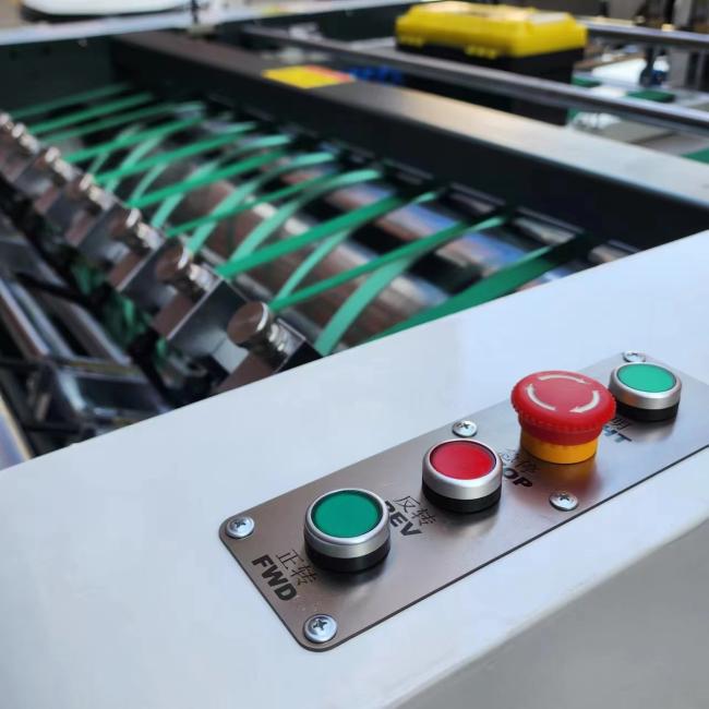 DG960MG Manual V Grooving Machine precision bearing system