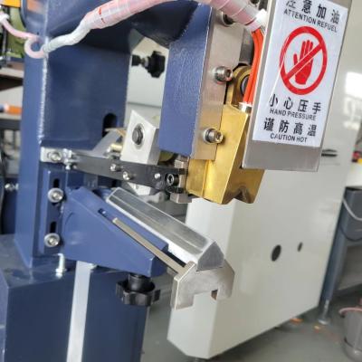 China 220V Manual Grooving Machine with 98*110*90cm Dimensions and 1 Year Warranty for Rigid Box Corner Pasting for sale