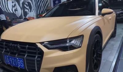 Cina high quality 200 Micron PET Release Liner Sandy yellow Vinyl Wrap PVC Sticker in vendita