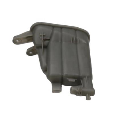 中国 8K0121403G 8K0121403Q Audi Q5の冷却剤の拡張タンク 販売のため