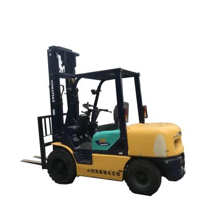 Cina Komatsu 14 Serie Altura di sollevamento di 3 tonnellate e 4 metri Camione elevatore diesel usato per la movimentazione logistica ad alta intensità in vendita