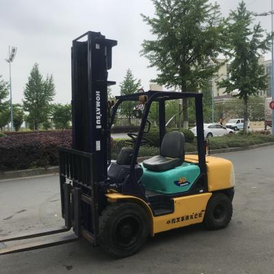 Cina Komatsu 14 Serie Altura di sollevamento di 3 tonnellate e 4 metri Camione elevatore diesel usato per la movimentazione logistica ad alta intensità in vendita