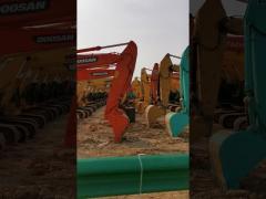 Excavator Spot Video  Komatsu excavator, Cat excavator, Kobelco excavator, Hitachi excavator