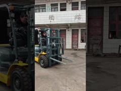 3 tonnellate di carrello elevatore diesel di seconda mano Komatsu FD30 con peso del sedile dell'operatore
