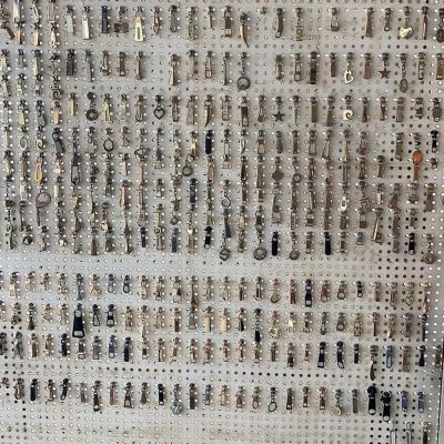 China ODM Zak die Toebehoren, Lange de Ritssluitingstrekker maken van het Kettings Nylon Metaal Te koop