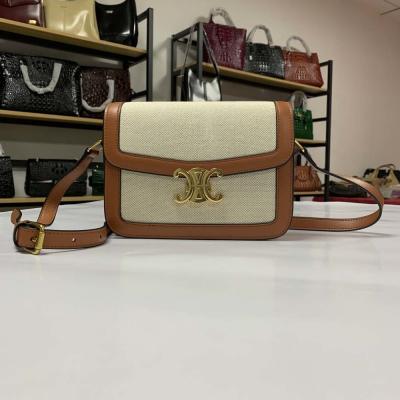 Cina Resistenza alla trazione materiale di cuoio 20.2kg/Cm3 22x19x10cm della tela artificiale in vendita