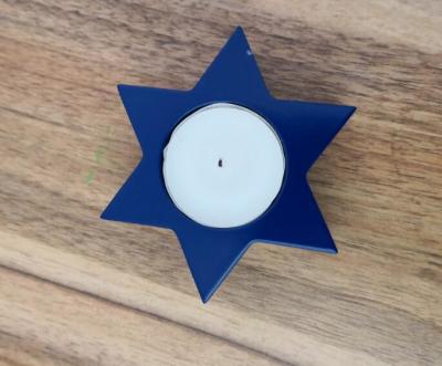 China 3.8x1.5cm 10gram  paraffin white unscented  tealight candle with blue holder for sale