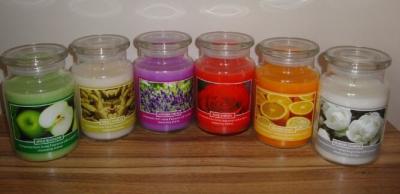 China Decor candle 9x11cm popular large scented large glass jar candle with fragrance essential oil for sale