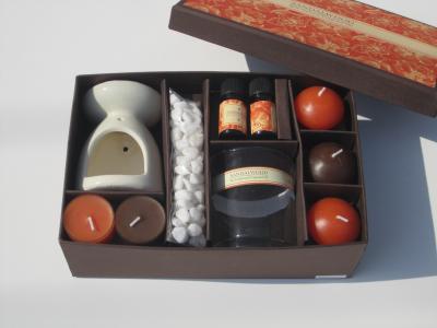 China Orange & Brown scented & assorted  tealight candle & floating candle packed into gift box for sale