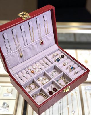 China Foldable Large Capacity Jewelry Organizer, Lightweight Travel Case, Elegant Design for Women for sale