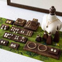 China Customized Design High-Quality Materials One-Stop Solution Jewelry Display Props for Retail Showcase for sale