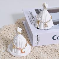 China Customized Design High-Quality Materials Jewelry Display Rack Ring Tree Stand One-Stop Solution for sale