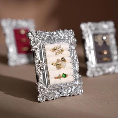China Customized Jewelry Display Stand with LED Lighting Showcase and High-Quality Materials for Retail Display for sale