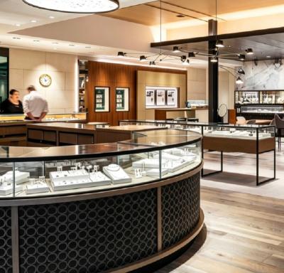 China Premium Walnut Wood & Black Metal Finish Jewelry Showcase with Ultra-Clear Tempered Glass and Integrated LED Lighting for sale