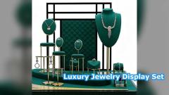 Luxury Emerald Green Jewelry Display Set for Retail Stores