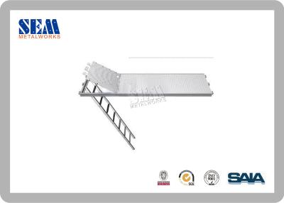 Cina (Fatto in Cina) armatura dei sistemi di 2.57M, piattaforma di alluminio dell'armatura con la scala in vendita