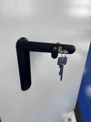 China Displays comerciais IP65 à prova d'água para sinalização digital exterior anti-roubo vertical à venda