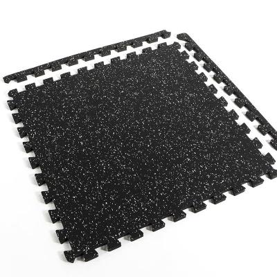 China Interlocking Portable Horse Stall Mats Hammered Surface 17mm Rubber Stable Mats for sale