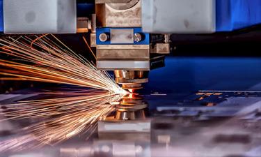 Cina Water Cooled Factory Directly Supply 2000W CNC Laser Cutter For Stainless Steel Cutting Machine in vendita