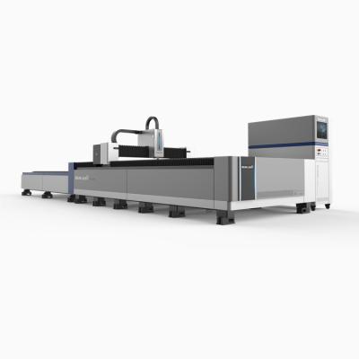 Cina 1500*3000mm hot sell 5000w fiber laser cutting machine for sale laser cutting machine in vendita