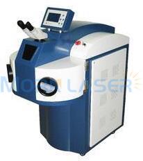 Cina High Quality 2000w Metal Fiber Laser Welding Welding Machine On Sale in vendita