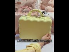 14-inch lightweight portable travel suitcase, convenient bag storage, cosmetic case