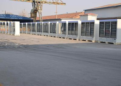 China 2040 litros três congeladores de vidro do especialista das técnicas mercantís da porta do balanço com sistema de refrigeração R290 montado inferior à venda