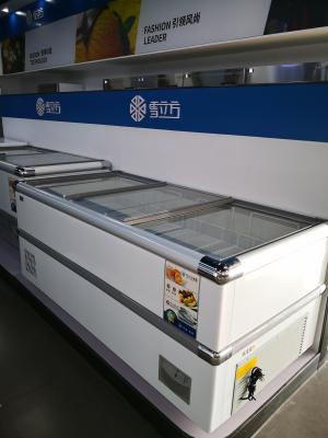 Cina Il manuale R290 disgela il frigorifero dell'esposizione del petto con i canestri pieni in vendita