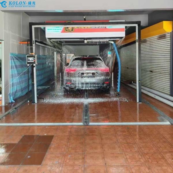 Quality Touchless Car Wash Machine With Multiple Payment Options And High Pressure Water for sale