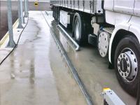 China Roll Over Automatic Bus Washing Machine for sale