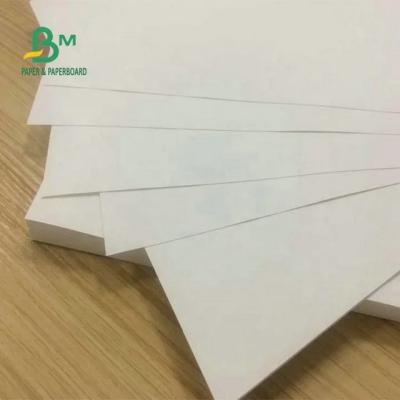 중국 눈은 벌충 프린팅 31 Ｘ 35 인치 동안 65g 75g 높은 부피가 큰 서적 용지를 보호합니다 판매용