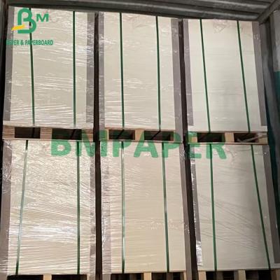 China Absorbent Paper Natural White Uncoated Paperboard 700mm X 1000mm 0.7mm Thickness for sale
