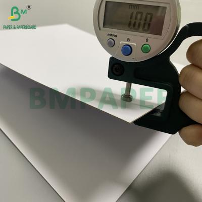 Cina Fabbricazione a base di cartone di doppio spessore rivestito su due lati bianco 1,0 mm 0,8 mm 0,7 mm 31x43 pollici in vendita