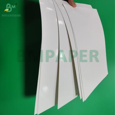 Cina 250 gm + 15 g di carta per alimenti congelati rivestita in PE per imballaggi di pesce 89 x 119 cm in vendita