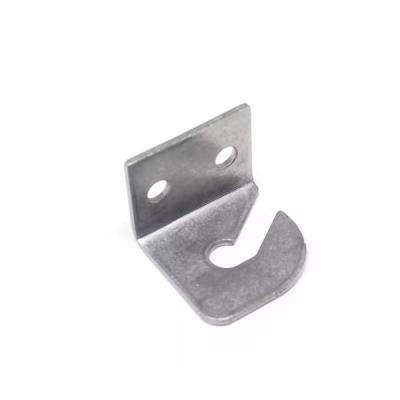 Cina Staffe metalliche personalizzate a forma di L Lamiera che timbra parte per HVAC in vendita