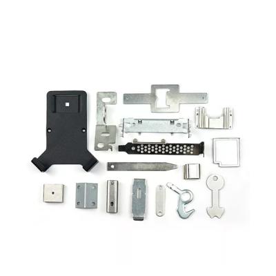 Cina Staffe metalliche personalizzate a forma di L Lamiera che timbra parte per HVAC in vendita