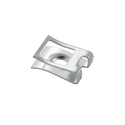 中国 産業機器の設置 腐食耐性と最適性能のためのシンプルカスタムメタルブレーケット 販売のため