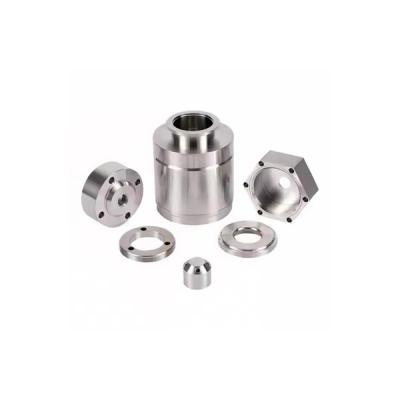 China Peças de torneamento CNC para fabricação de máquinas industriais A combinação perfeita de precisão e eficiência à venda