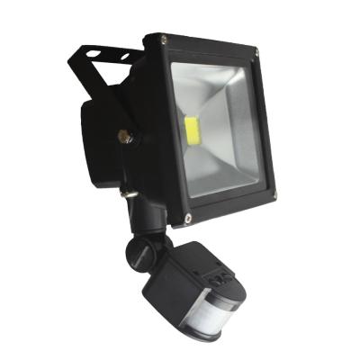 China 20W 1700LM LED PIR Floodlights IP65 For Landscape And Alley Lighting for sale